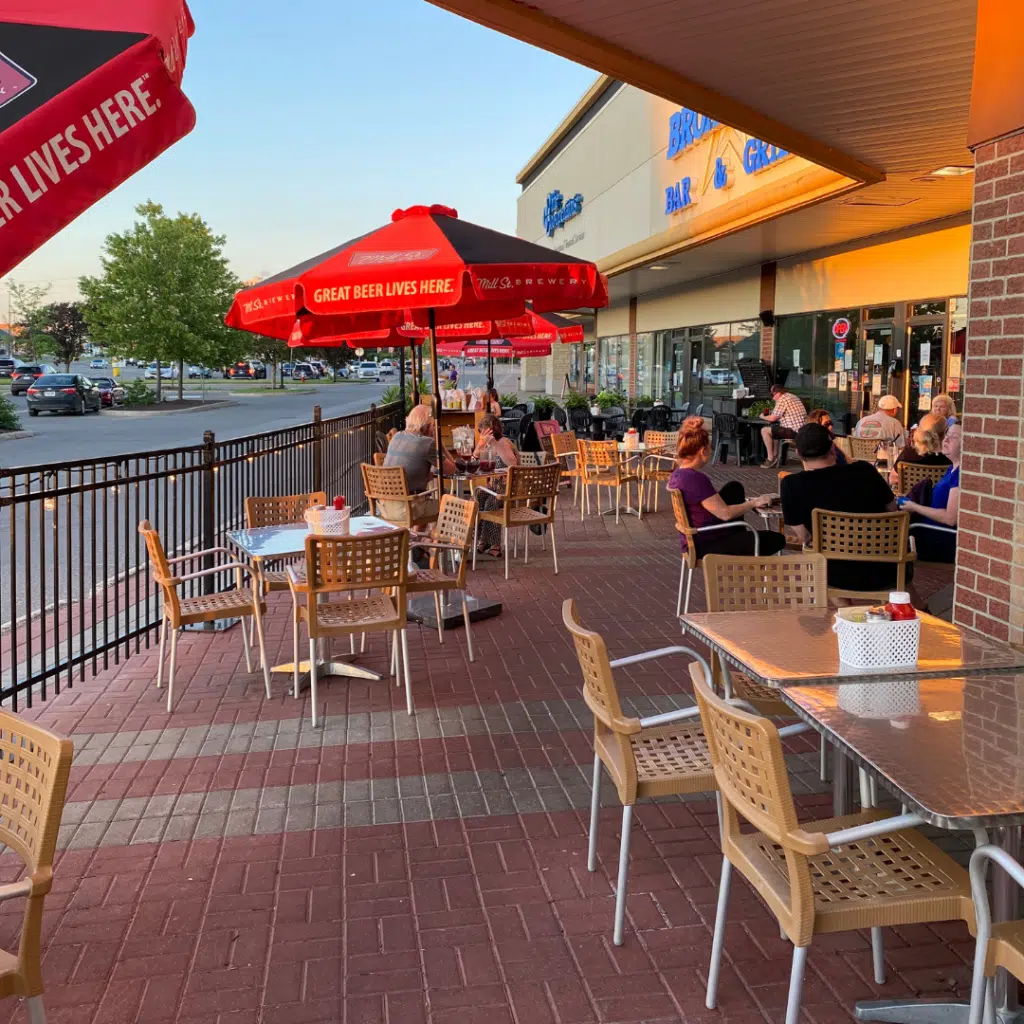 Broadway Bar & Grill - Barrhaven BIA