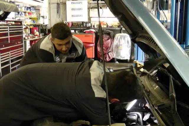 Barrhaven Auto Centre - Barrhaven BIA